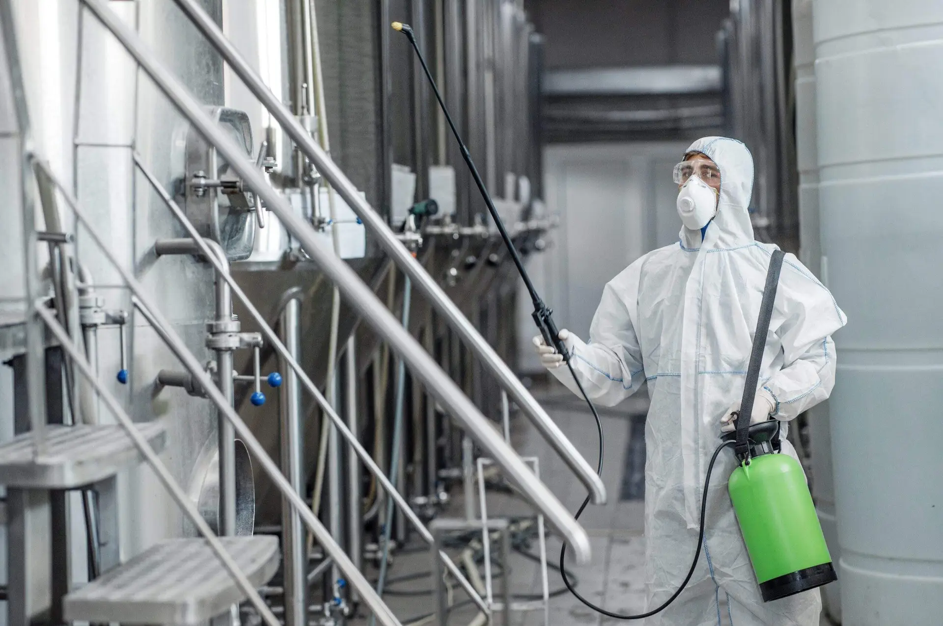Managing Bacterial Resistance to Commercial Sanitizers in Food ...